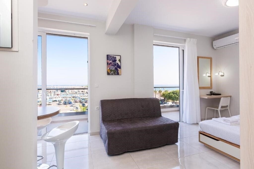 Sunset View Apartment — тури в готель Sunset View Apartment (Греція ...