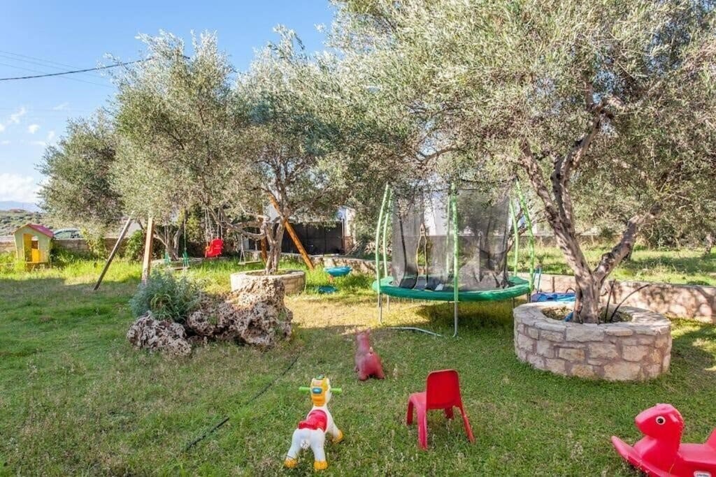 Olive Tree Farm — тури в готель Olive Tree Farm (Греція, о. Крит): Ціна ...