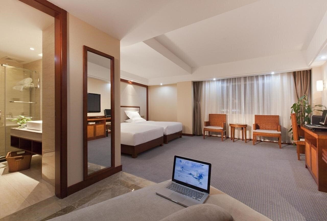 Hyton Hotel Sanya — тури в готель Hyton Hotel Sanya (Китай, Санья, о ...
